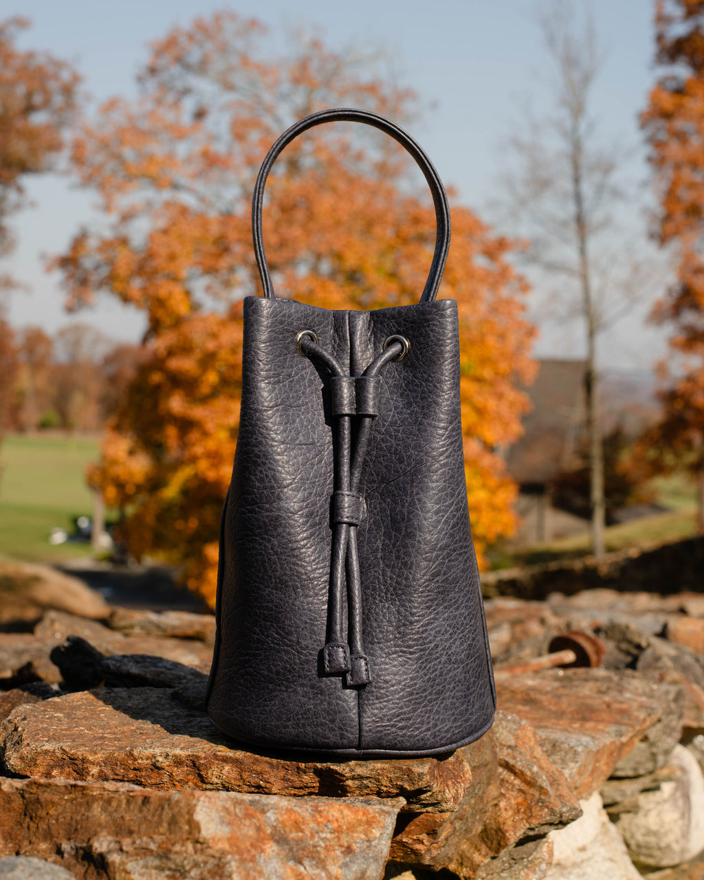 The Hudson Practice Bag (Navy) – Tremont Sporting Co.